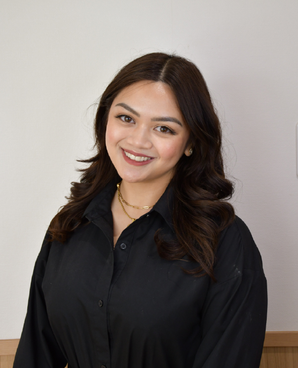 教師陣 | バイリンガル教育とは | 群馬フェリーチェ学園